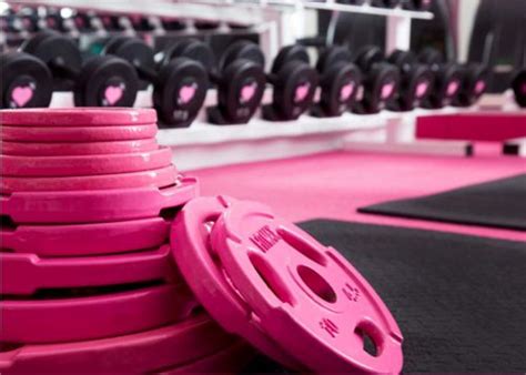 Pink Gym Plates Workout Aesthetic Pink Gym Equipment Ideas Pink