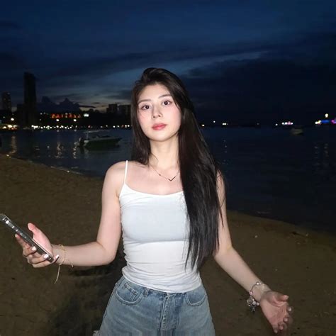 Jadi Ba Esports Asal Samarinda Intip Potret Memukau Lydia Onic Dengan Rambut Terurai Hot