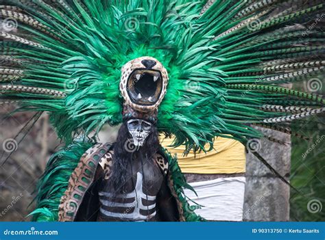 Young Man Dressed In Mayan Costume Editorial Image Image Of Daylight