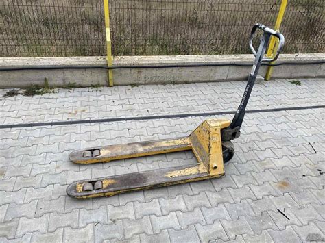 Палетна Количка ПОД НАЕМ Рентекс Варна Добрич Шумен Дава под наем Варна Рентекс ООД Ва