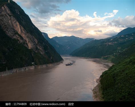 傍晚的巫峡美景高清图片下载 红动中国