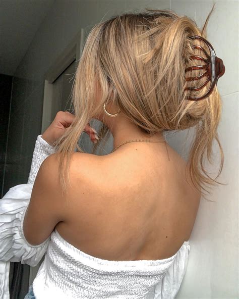 Pinza Per Capelli Laccessorio Perfetto Dellestate 2020