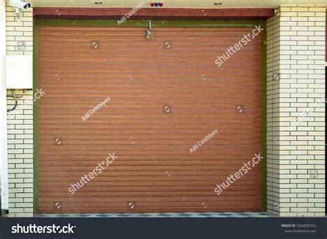 Automatic Electric Rollup Gate Pushup Door Stock Photo 1656835552 Shutterstock