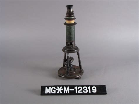 Microscope Smithsonian Institution