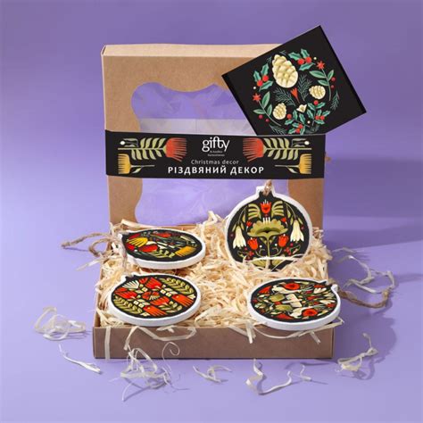 Новорічні іграшки Зростання 4 шт з дерева в інтернет магазині Ty