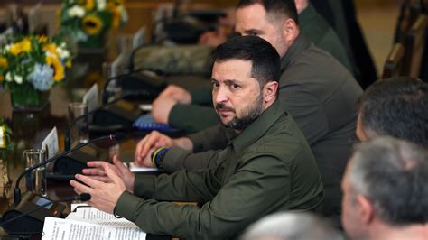 Почему признания Зеленского тянут на перемирие с Россией