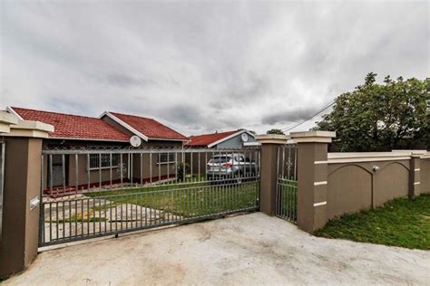 3 Bedroom House For Sale In Haven Hills P24 117071724