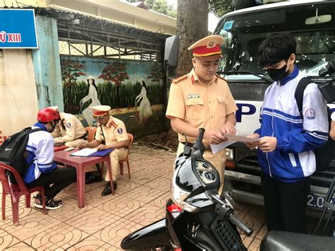 Báo động tình trạng học sinh vi phạm Luật Giao thông đường bộ Báo Đắk Lắk điện tử