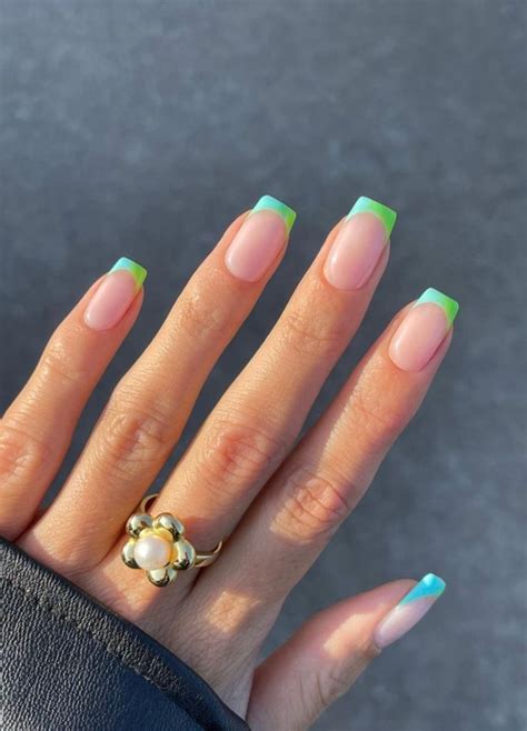 Coloured French Manicure Tips