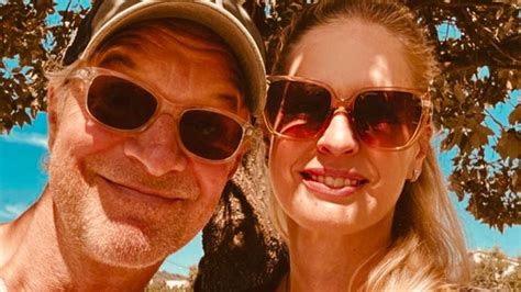 Promi Bb Jochen Lebt Mit Ehefrau Und Weiterer Lady Zusammen