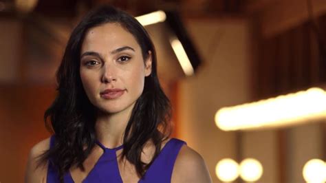 Gal Gadot Wiki Biography Age Photos Height Weight