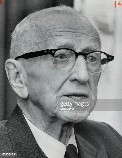 Oha Photos And Premium High Res Pictures Getty Images