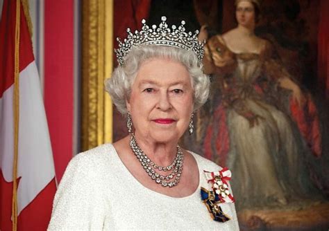 Хатан хаан Ii Элизабетийн амьдралын дүрэм Nio Mn