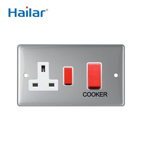Hailar Polished Chrome Cooker Switched Socket British Standard Cook