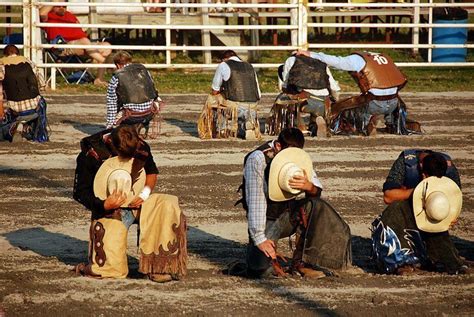 Pin By Dianne On Pure Country 1 Rodeo Life Bull Riders Pbr Bull Riders