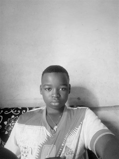 Élève Du Lycée Provincial De Bogandé Classe De 6e E