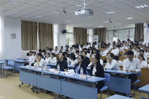 开拓创新，继往开来——南宁师范大学学生委员会期末总结大会顺利召开 搜狐大视野 搜狐新闻
