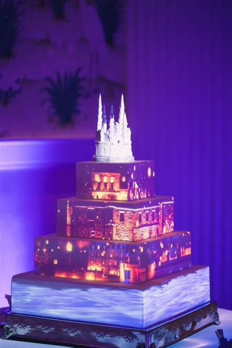 Wedding Cake Projection Mapping