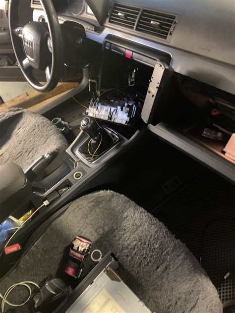 Eberspaecher в Audi A4 — Audi A4 Avant B7 2 л 2007 года аксессуары Drive2