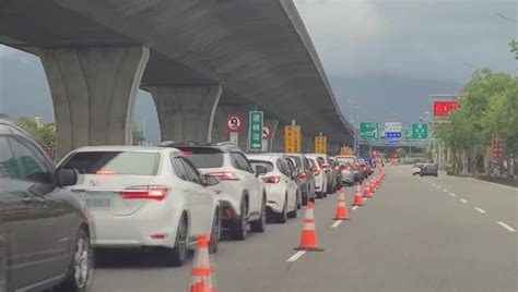 228連假收假日湧車潮！11塞車路段曝光 國5北上恐塞到深夜