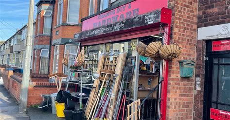 Hull Shop Announces Firework Ban Over Concerns For Locals And Pets Hull Live