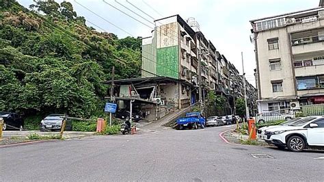 八堵順向坡造鎮 議員轟殭屍建照憂走山 中華日報 Line Today