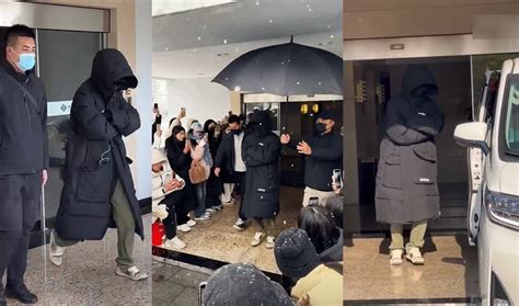 Do You Understand Instructions Chinese Star Xiao Zhan Shouts At Paparazzi For Creating Chaos