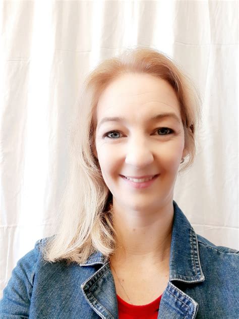 Intro Teacher Delia Potgieter