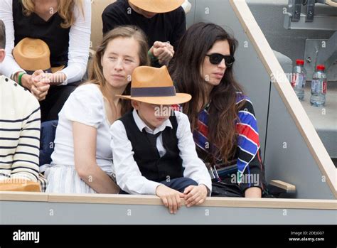 Isild Le Besco And Maiwenn Le Besco In Stands During French Tennis Open