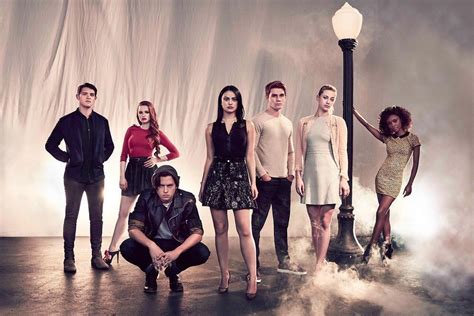 Cast Riverdale Riverdale 2017 Tv Series Photo 40755729 Fanpop