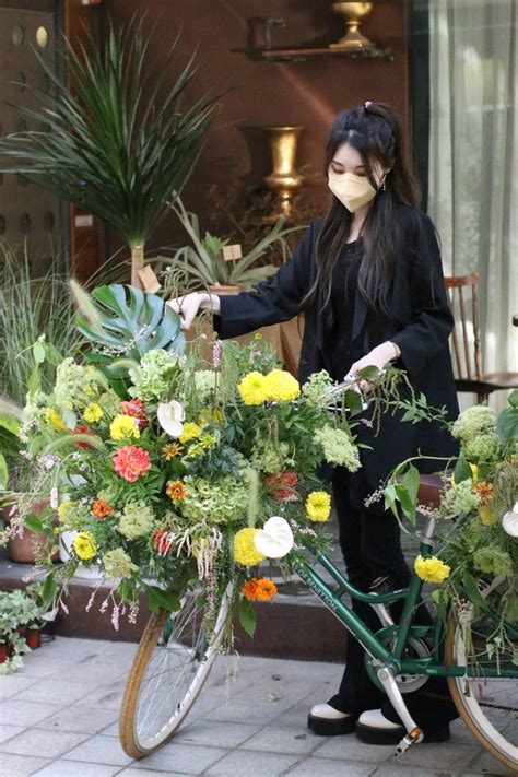 여름 트로피칼 색감의 플라워자전거 블레스유플라워 전문가반 네이버 블로그