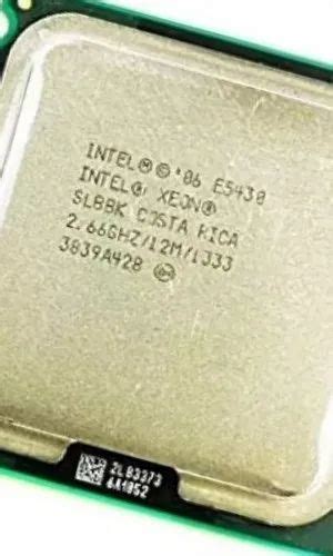Quad Core Silver Intel Xeon Processor For Desktop At Piece In