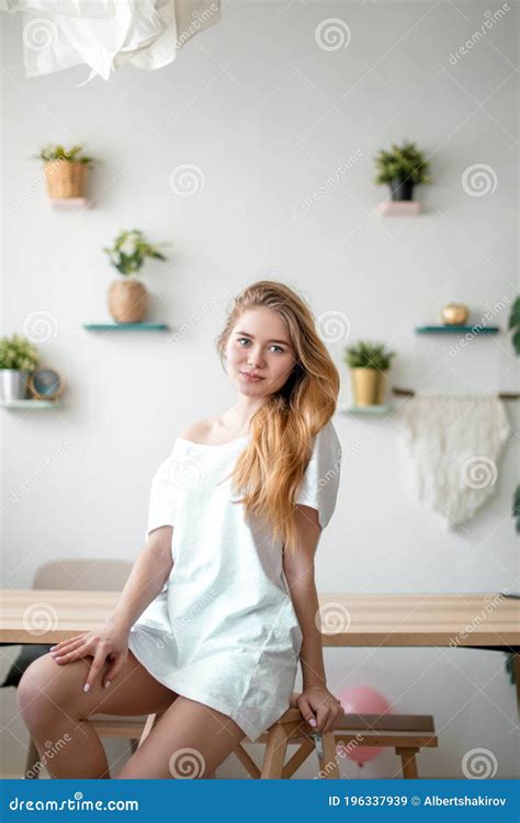 Passionate Girl With Beautiful Body Stock Image Image Of Dress