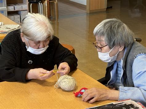 毛糸で・・・・ 社会福祉法人 英伸会 特別養護老人ホーム 七福神