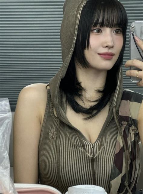 트와이스 모모 청순 미모 반전 글래머…섹시美 물씬[스타in★] 아이돌24시 네이트 연예