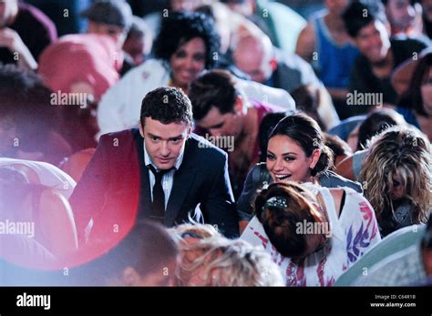 Justin Timberlake Mila Kunis Film A Scene At The Friends With