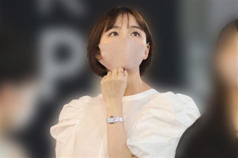 《離婚発表》元夫はなぜ篠田麻里子の「言葉を信じる」ことになったのか 不倫疑惑に「悪いことはしていない」｜newsポストセブン