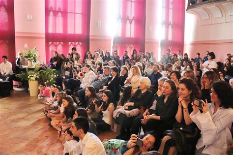 მეექვსე საავტორო სკოლა ოფიციალური გვერდი Sechste Autorisierte