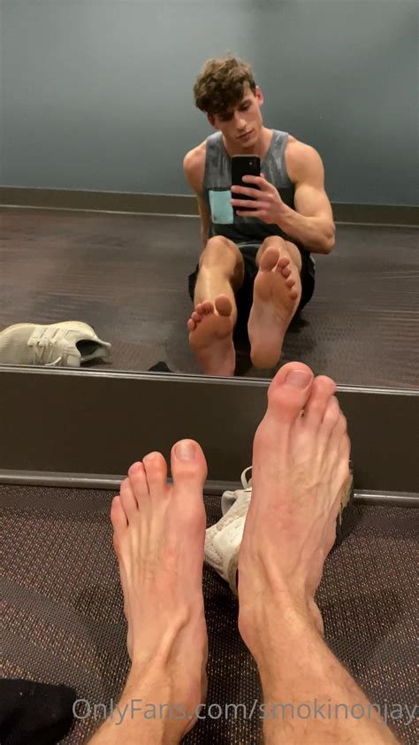 Soles Male Feet Worshiping Video 5
