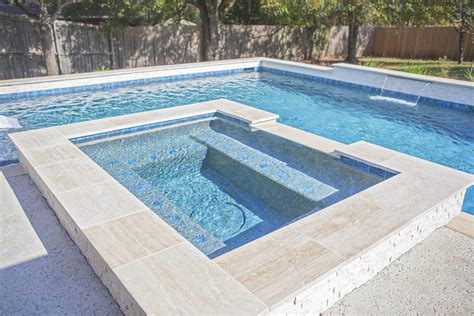 Fiberglass Pools With Tanning Ledges Pinnacle Pools And Spas