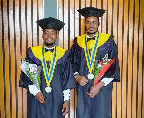 Dua Mahasiswa Teknik Elektro Ums Asal Uganda Telah Lulus Tepat Waktu Teknik Elektro Ums