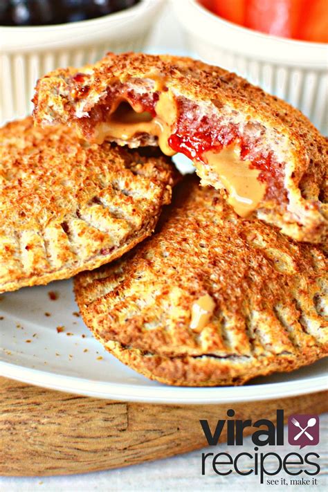 Deep Fried Peanut Butter And Jelly Sandwich Recipes At John Heidt Blog