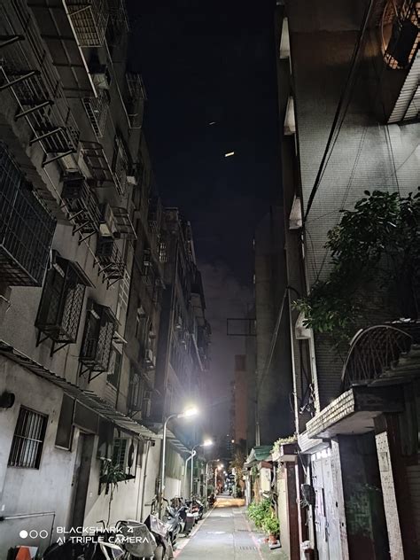 挑戰電競最高性價比！黑鯊 4 完整開箱評測 性能遊戲 充電測試 相機實測 3c 達人廖阿輝