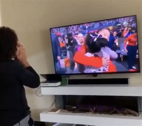 Simone Biles Babefriend Cheering On Her During Her Historic Performance Is Goals And Gold