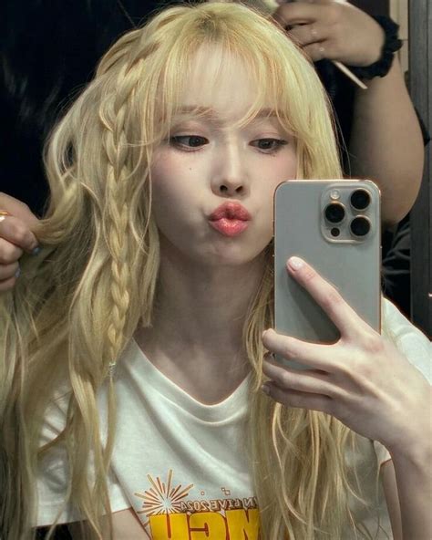 에스파 윈터 김민정 Aespa Winter 셀카 예쁜 아이돌 걸그룹 오늘의짤방