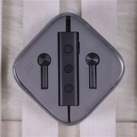 Xiaomi Mi Mm Noise Cancelling Earphones Gearvita