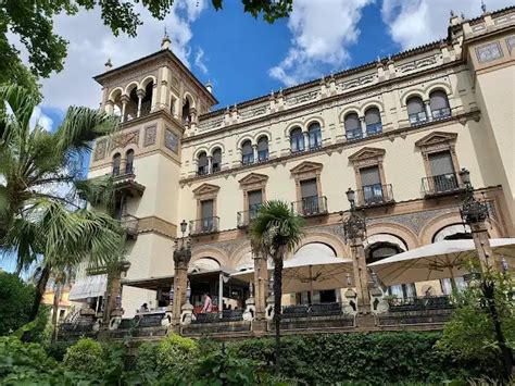 فنادق إشبيلية اسبانيا Seville أفضل الفنادق في إشبيليه الفاخرة المسافر اسبانيا