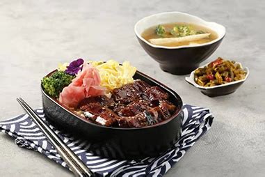 酥先生烤鱼饭加盟专题 餐饮杰