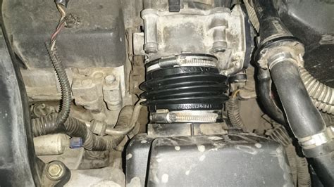 Замена гофры дросселя. — Volvo V50, 2,4 л, 2008 года | своими руками ...