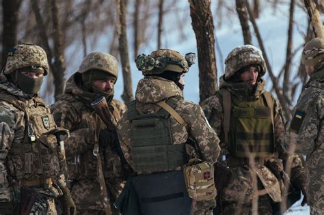 У ТЦК розповіли що забирають на фронт кожного третього військовозобовязаного